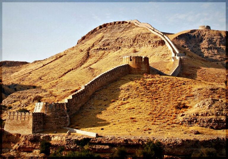 Forts In Pakistan | Castles in Pakistan | See Pakistan Tours