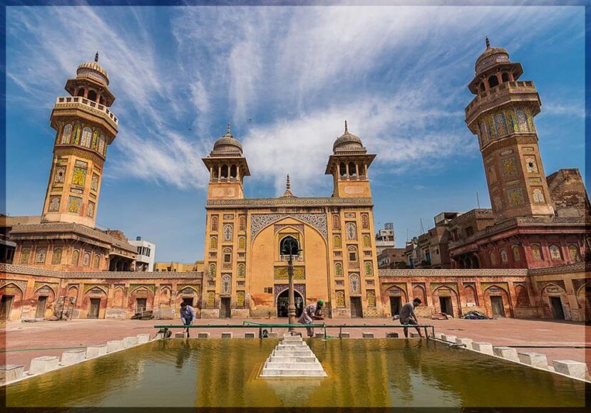 10 Most Famous Mosques in Pakistan | See Pakistan Tours